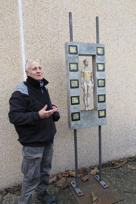 Visita al taller de l’escultor Josep Bofill – ICRE.cat
